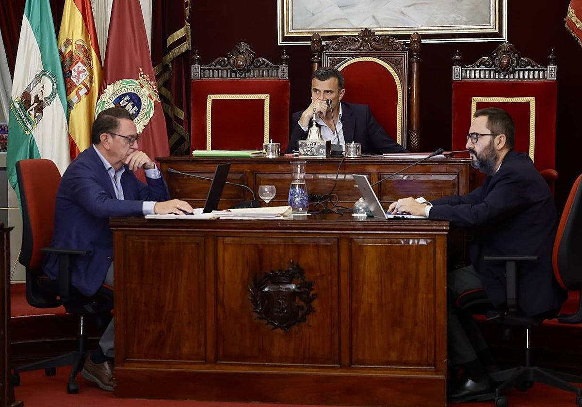 El Ayuntamiento de Cádiz pide al Gobierno la titularidad del Castillo ...
