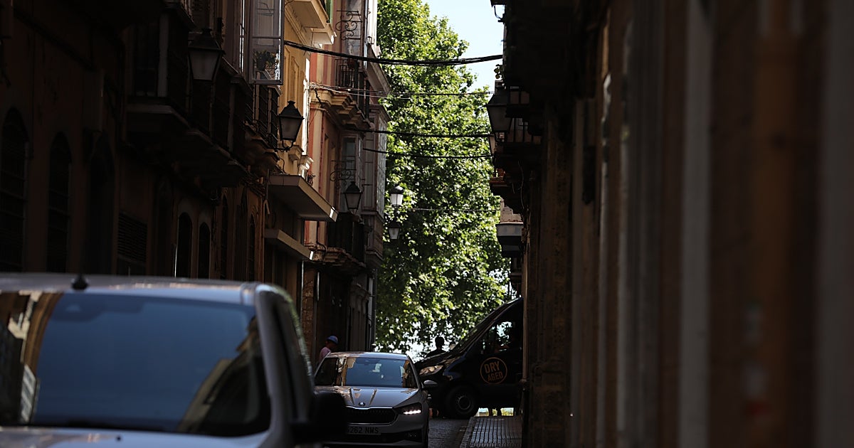 Cádiz estrena la Zona de Bajas Emisiones entre coches, rutina e ...