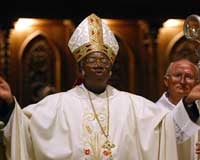 El Vaticano ordena la excomunión del arzobispo africano Emmanuel Milingo