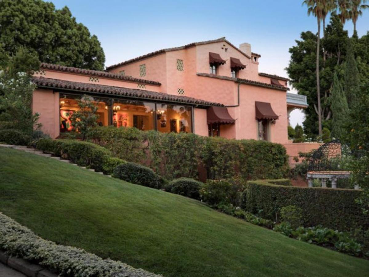 Beverly House: la historia de la icónica mansión donde se rodó "El ...