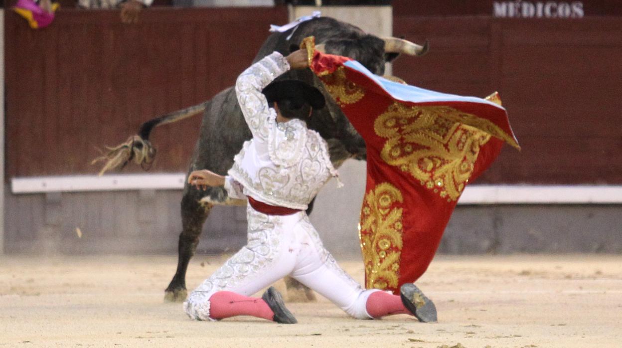 Entrega de Francisco Montero en la novillada de Saltillo en Las Ventas