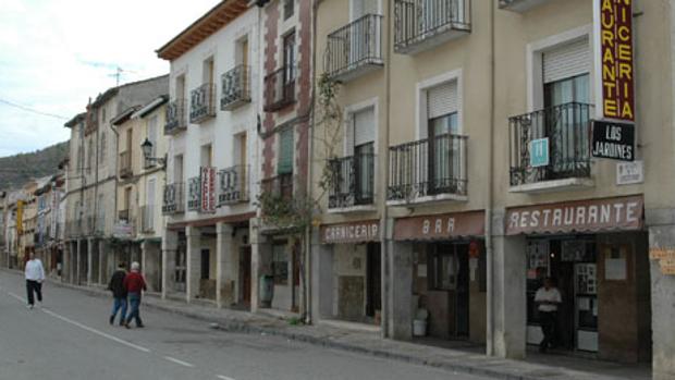 Tendilla se rebela contra los recortes en el centro médico