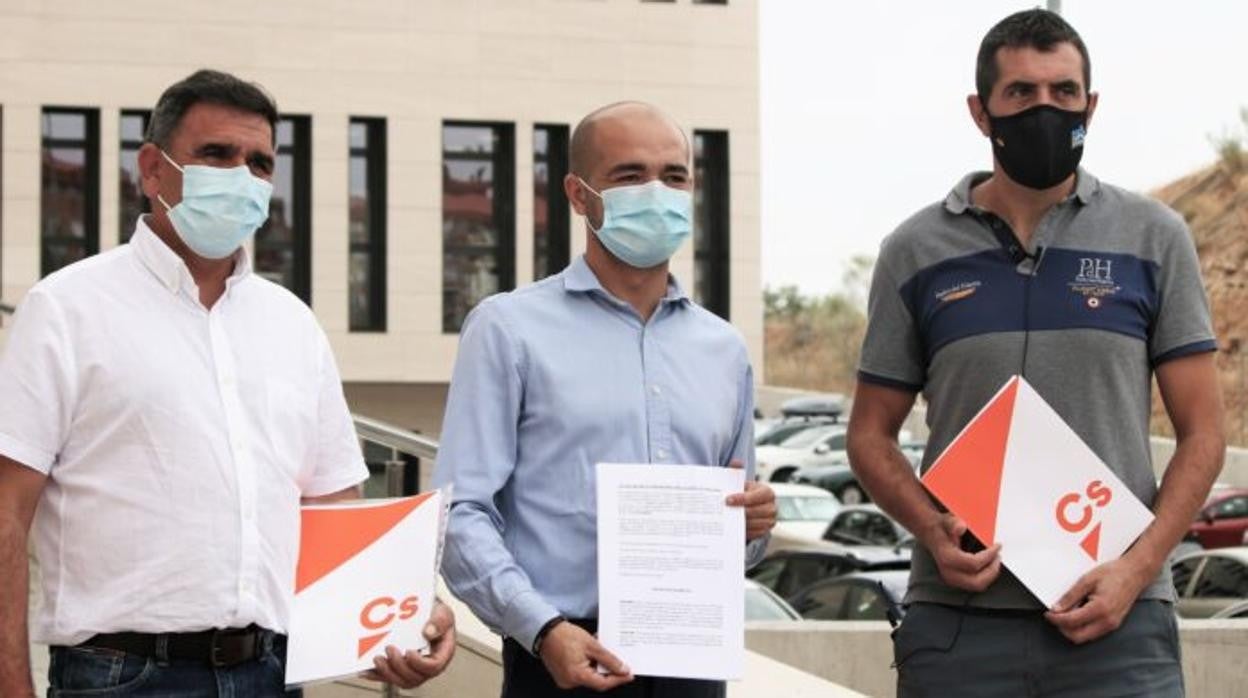 Cs lleva al alcalde de Tendilla a la Fiscalía por presunta ...