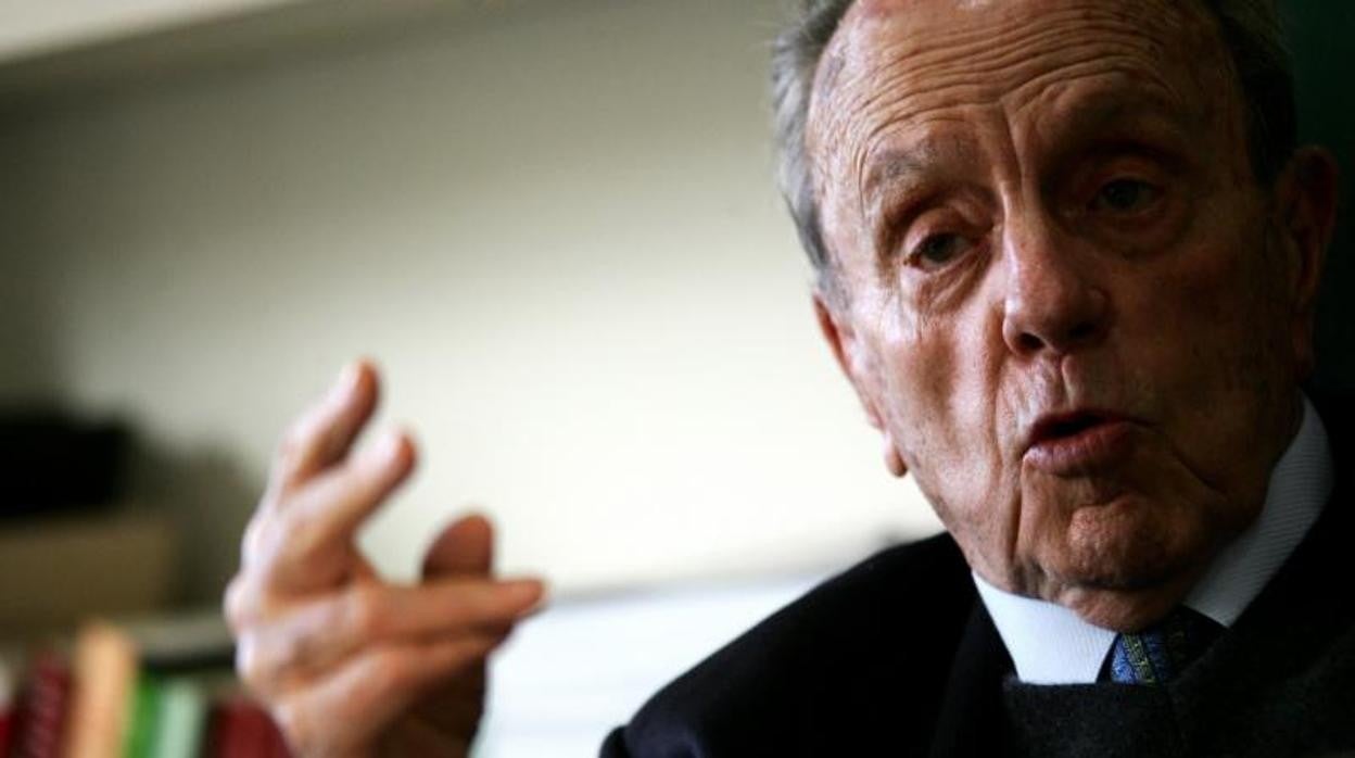 Fraga visto por sus sucesores diez años después de su muerte