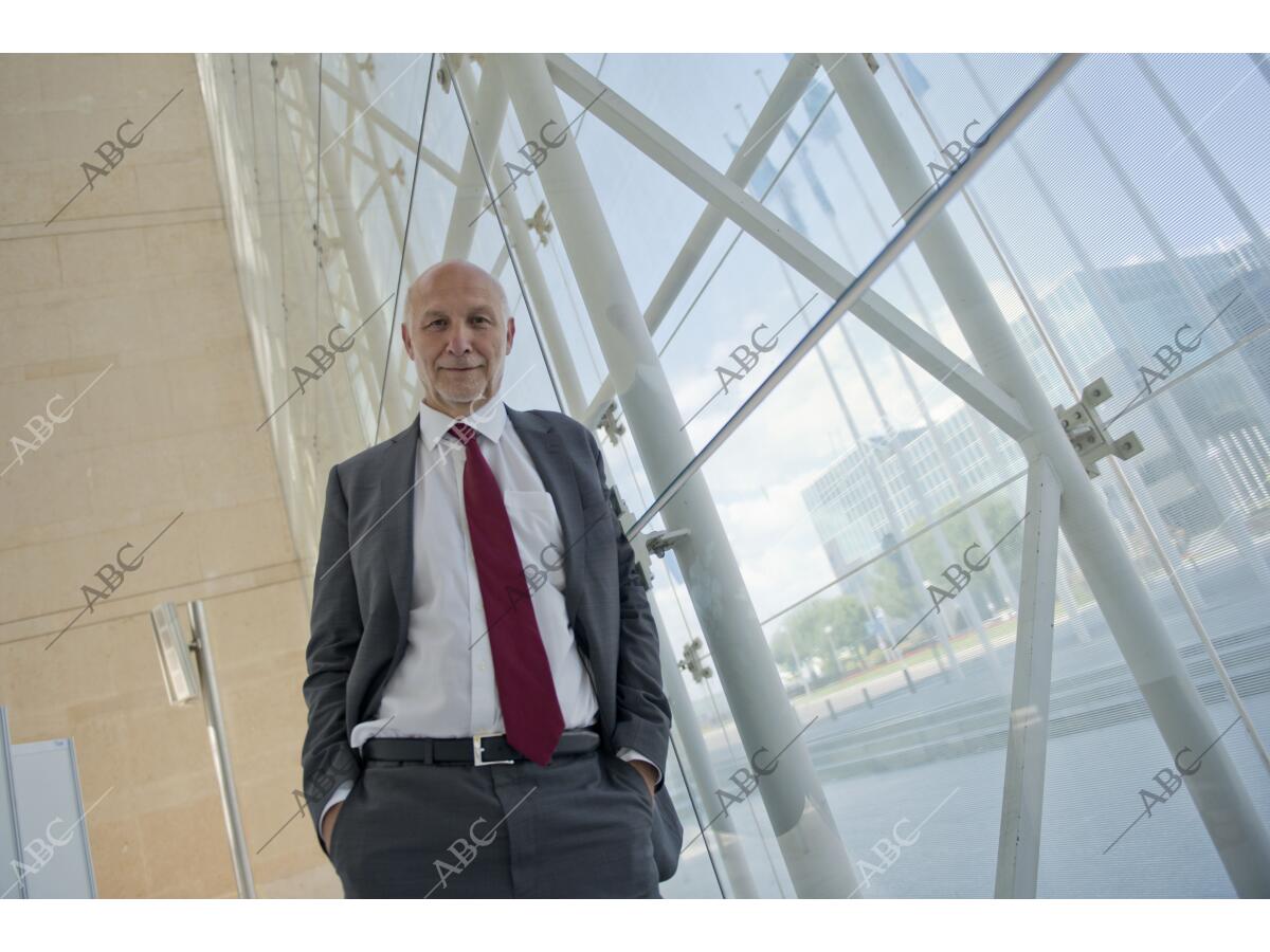 Entrevista al psiquiatra Peter Fonagy - Archivo ABC