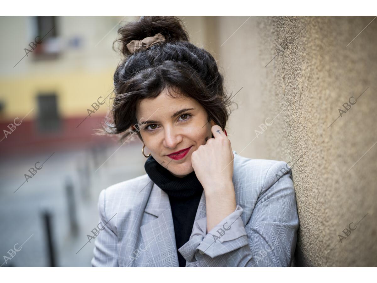 Entrevista A Ana iris Simón por la publicación De «Feria» - Archivo ABC