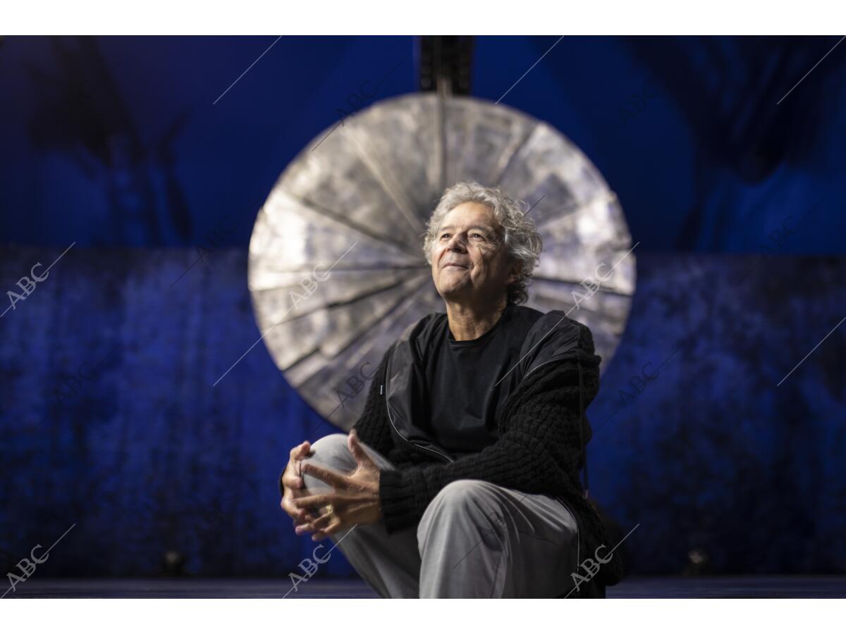 Entrevista a Daniele Finzi Pasca, director teatral, creador de 'Luzia ...