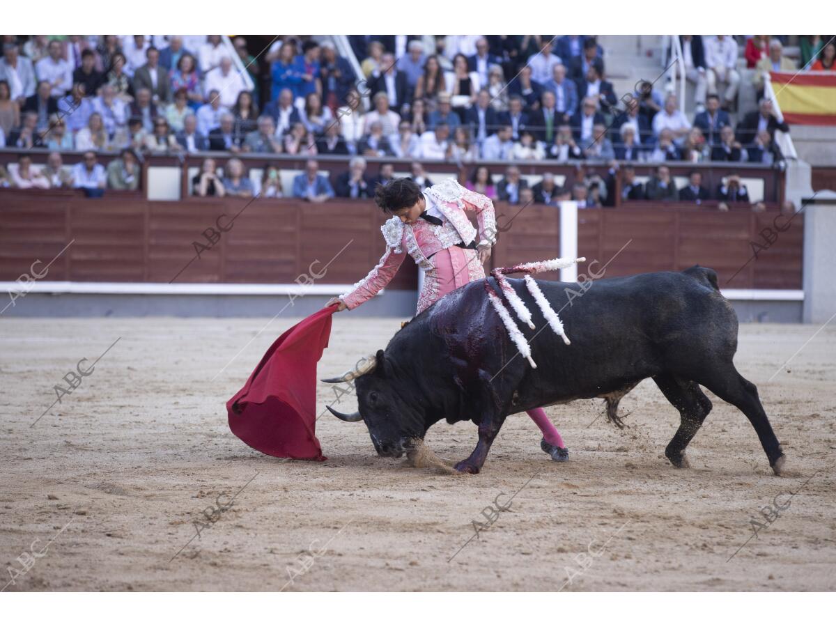 Corrida de toros feria de San Isidro con El Juli, Roca Rey y Álvaro ...