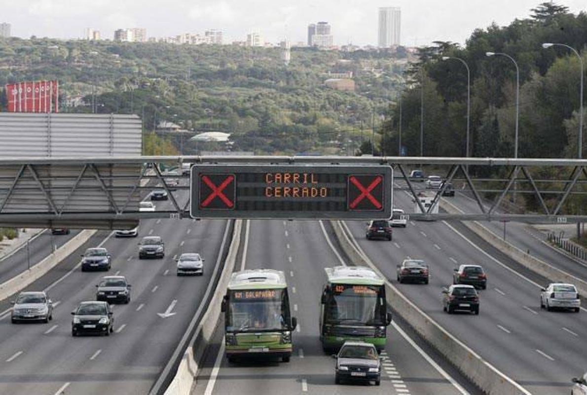 Cómo circular correctamente por un carril reversible