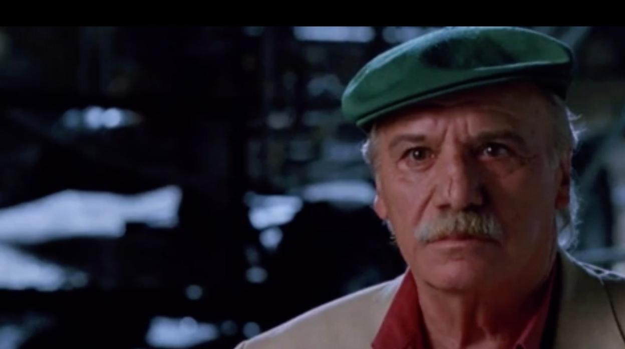 El día en que Buñuel salvó el brazo de Paco Rabal